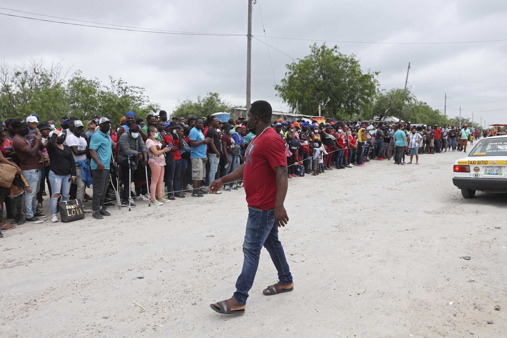 Judge blocks Biden from lifting Trump border expulsion order known as ...