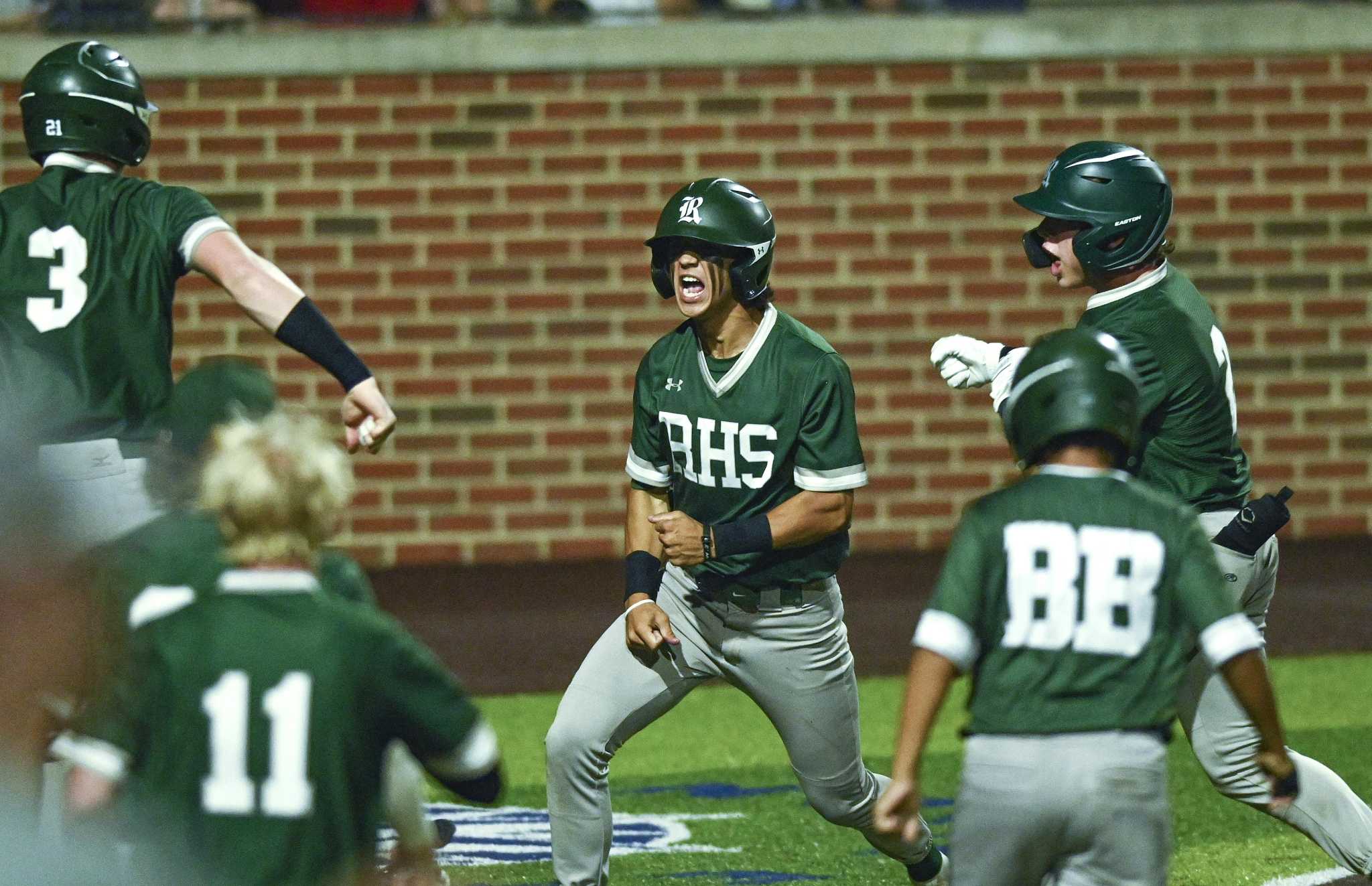 Reagan advances to baseball regional semifinals