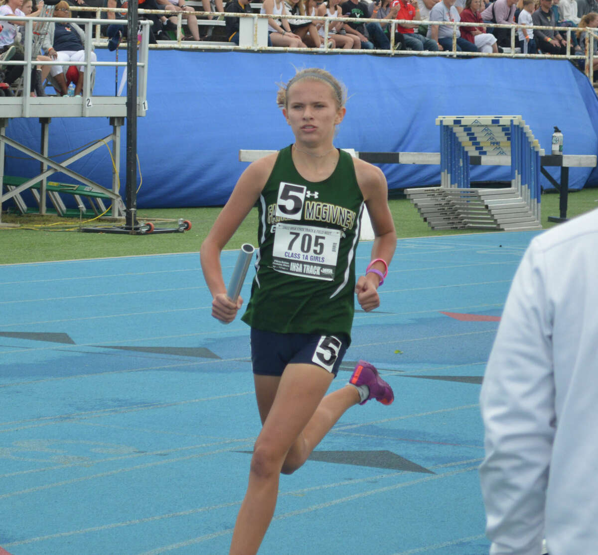 Edwardsville Tigers and Griffins take to the track in Elsah