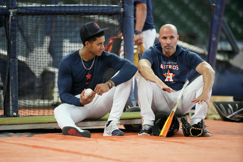 Astros' Joe Espada: Everything to know about Houston's new manager