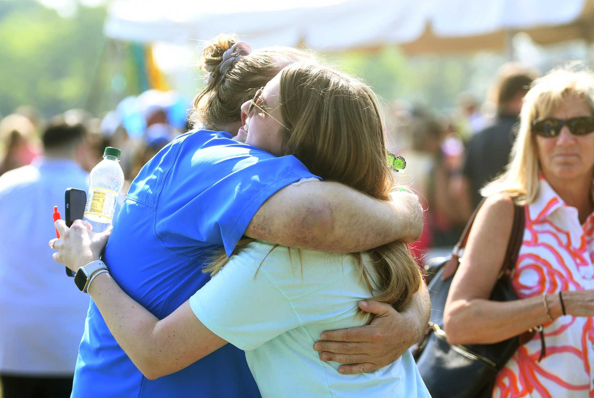 ‘Norwalk's angel’: Community mourns death of girl, 7, killed in house fire