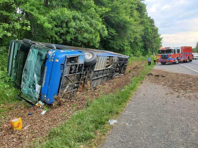 27 injured after Megabus crashes, rolls onto its side on I-95 in Maryland