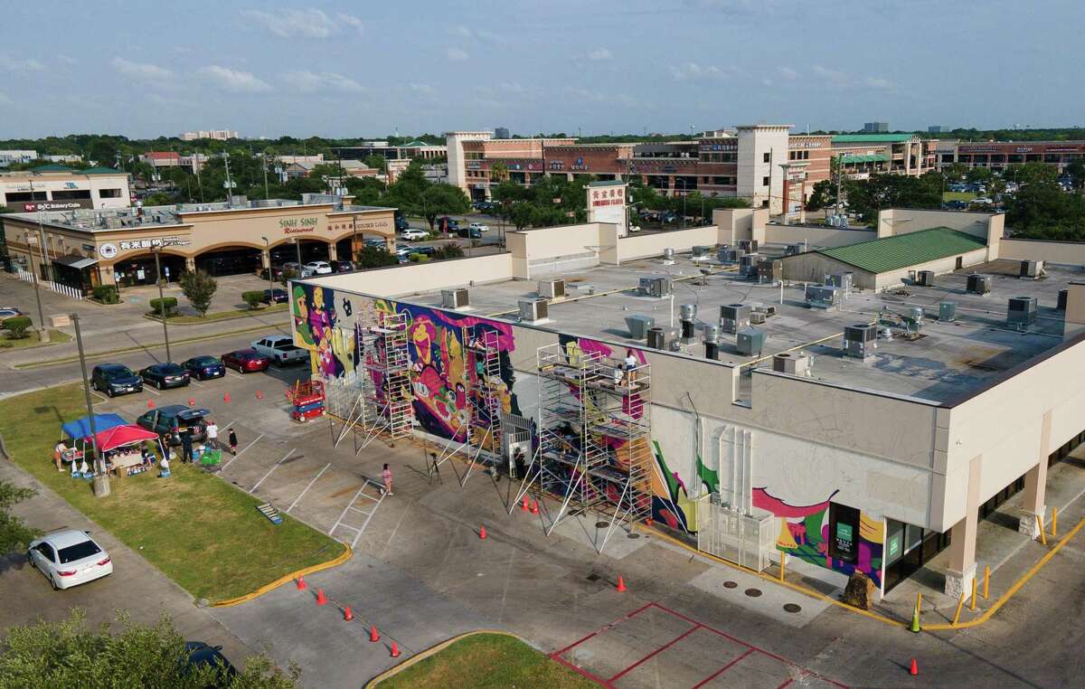 New Houston Asiatown mural led by Alief artist was painted with help ...