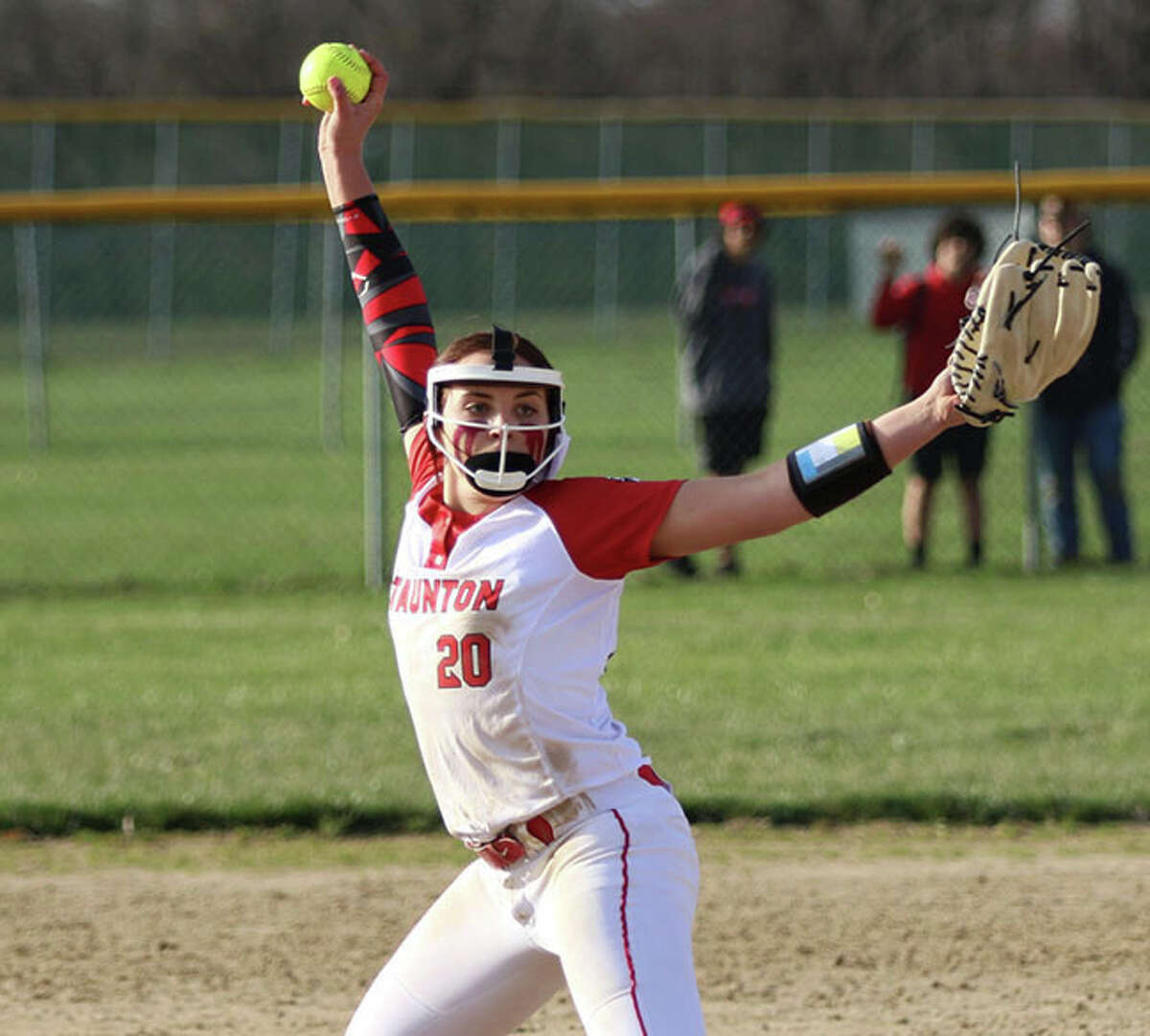 MONDAY SOFTBALL ROUNDUP: Calhoun wins seventh regional in row