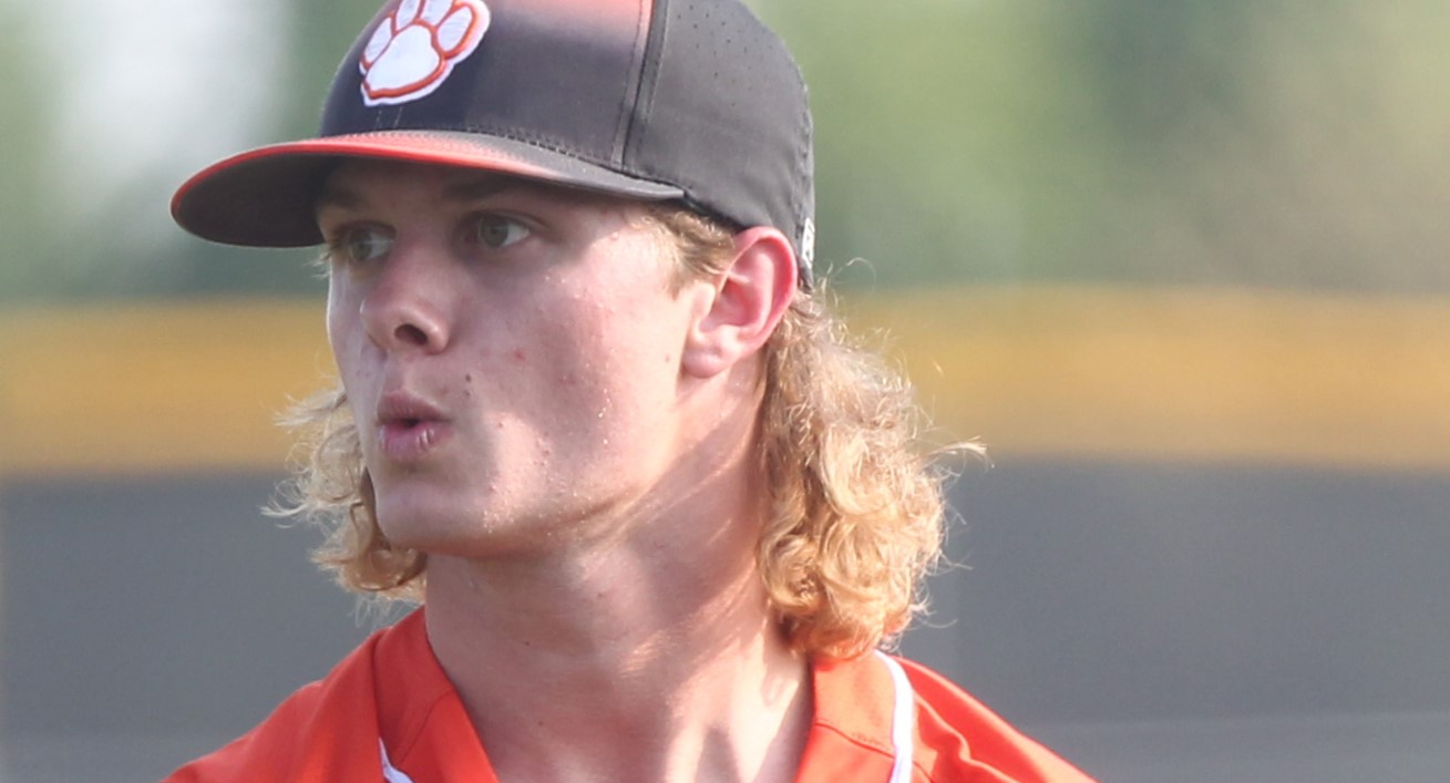 Four more WIVC teams win regional championships