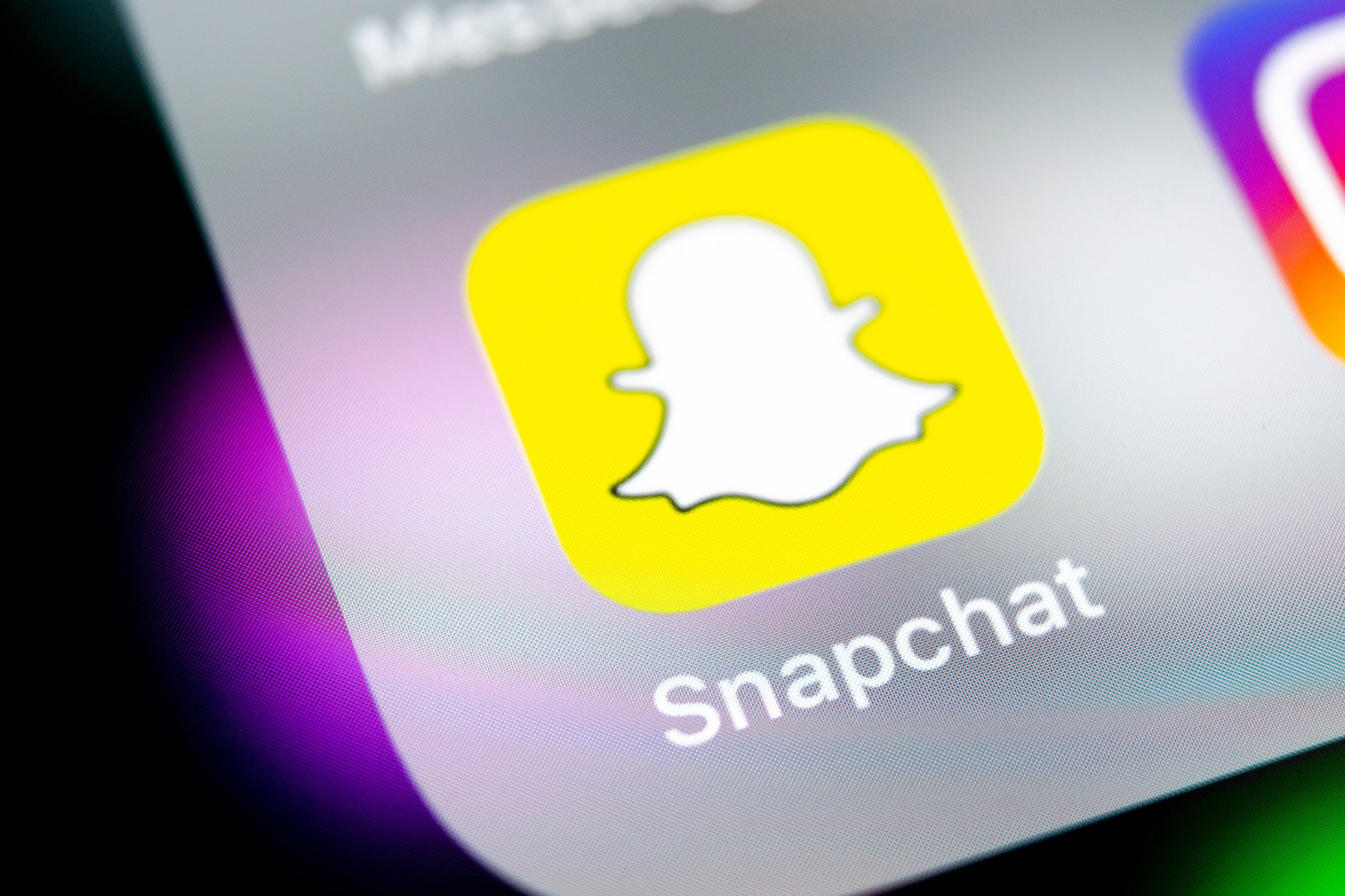 What Is Snap? Stock Plummets Over 40% After Issuing Stark Warning on ...