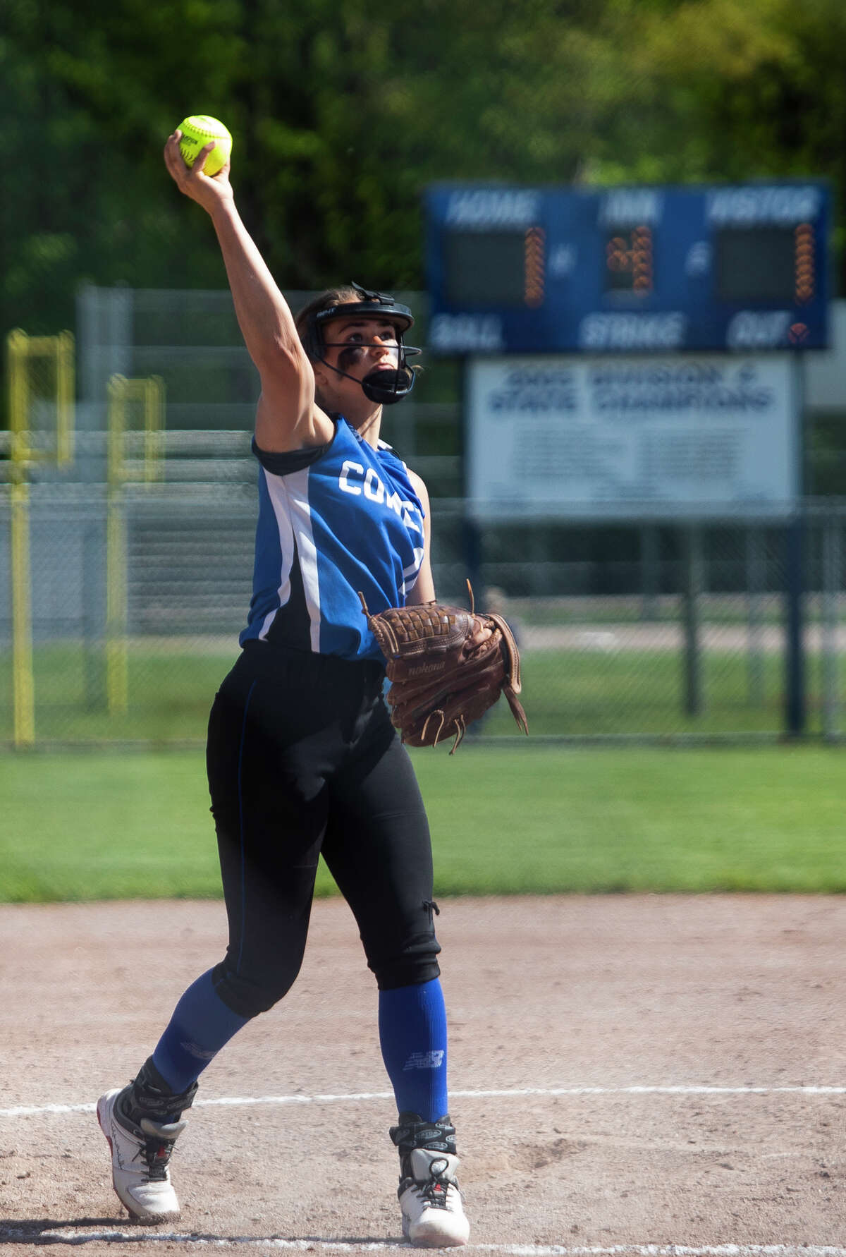 Triple threat: Coleman's Miller doing big things at plate, in circle ...