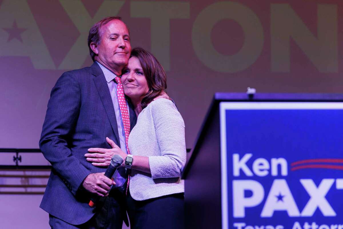 AG Ken Paxton dominates George P. Bush in runoff election