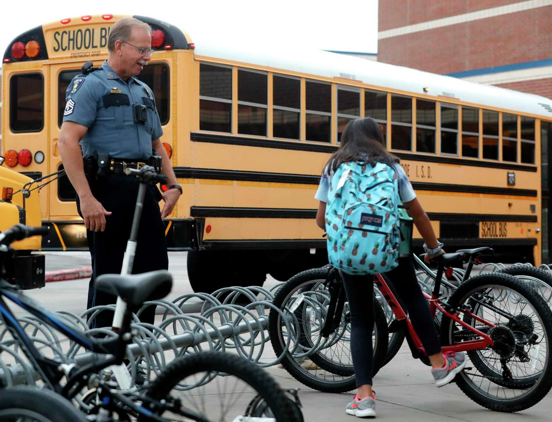 Conroe ISD to hire more police officers, boost starting pay