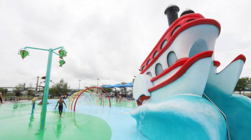 Alton delays splash pad opening