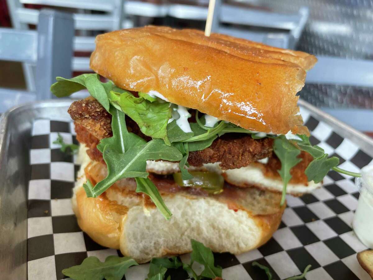 Benjie’s Munch has one of S.A.'s best spicy fried chicken sammies