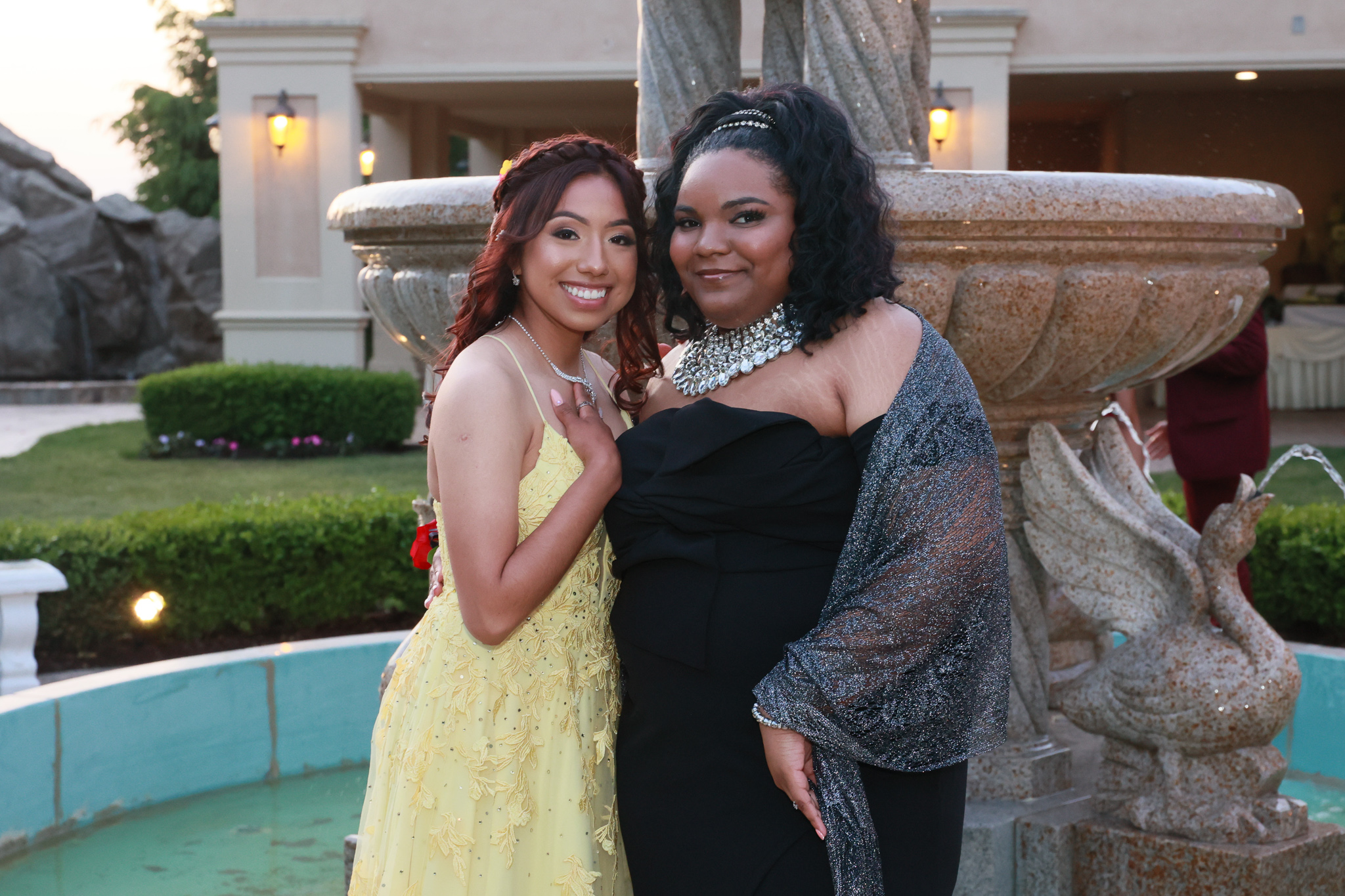 SEEN: Kolbe-Cathedral Bridgeport prom 2022