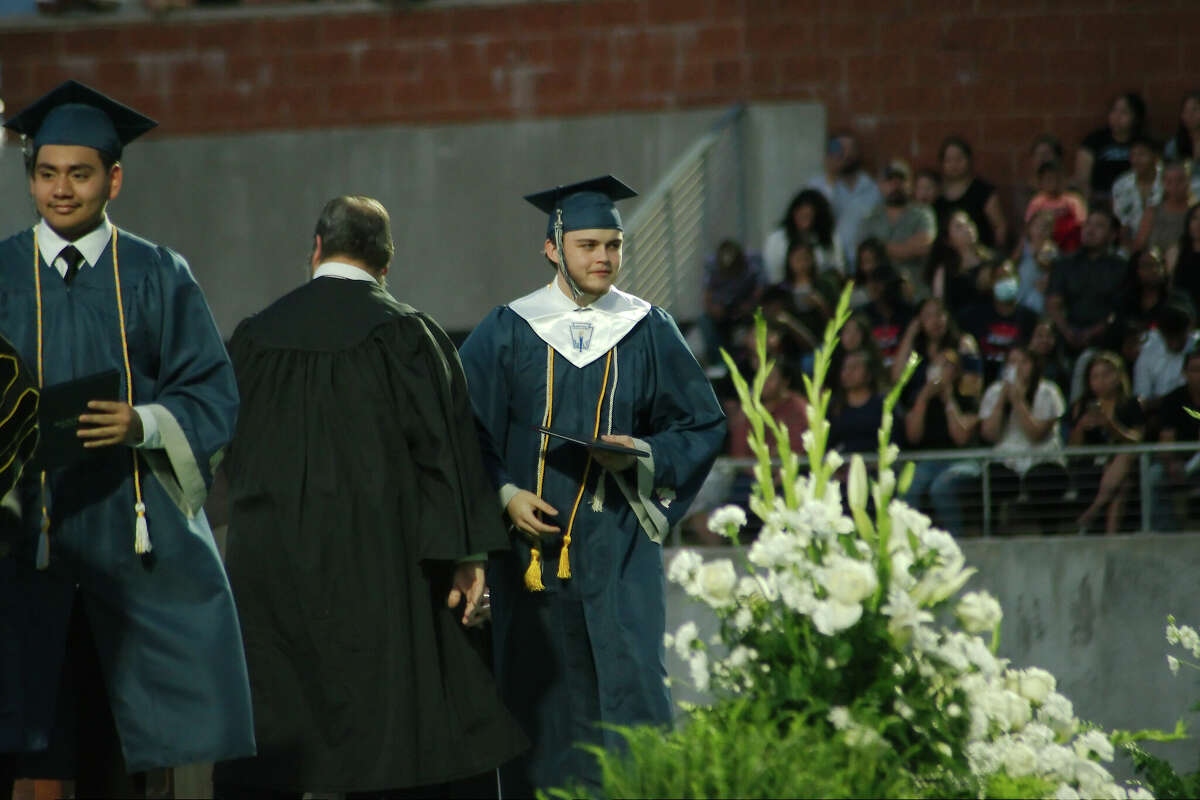 See scenes from Manvel High School's graduation ceremony