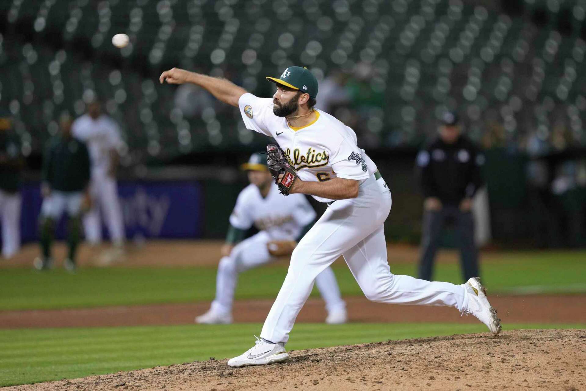 Lou Trivino makes Giants’ Opening Day roster; David Villar designated