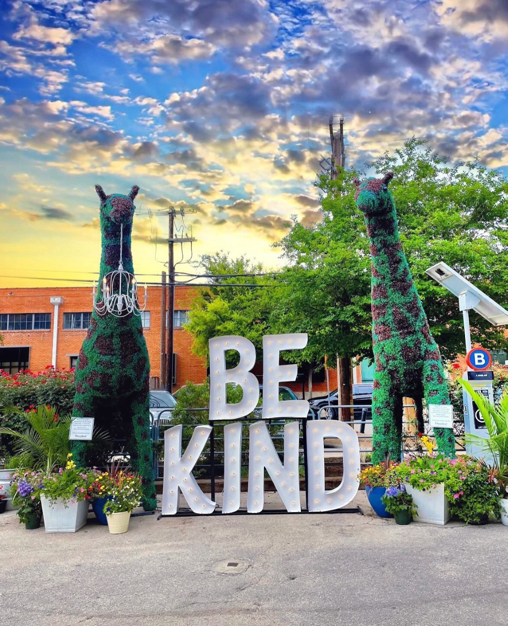 Celeb-approved San Antonio hangout Elsewhere is adding a second ...