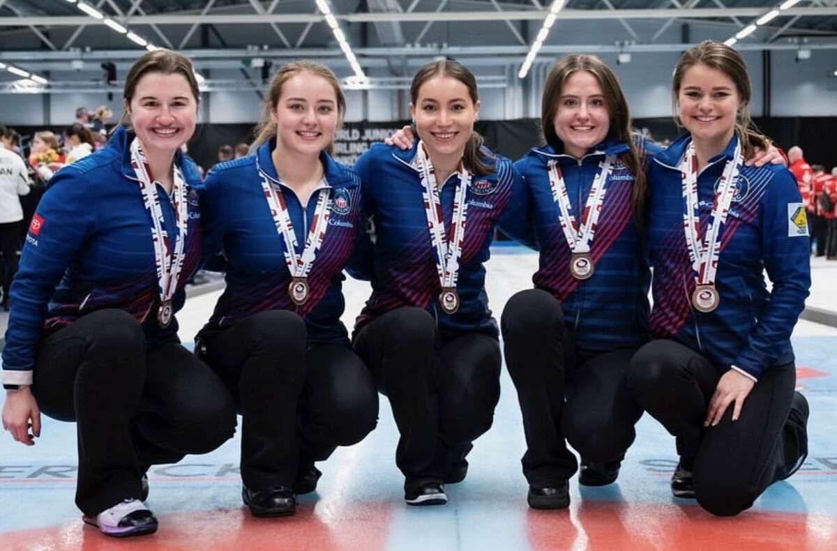 Dow's Delaney Strouse wins bronze at world junior event in Sweden