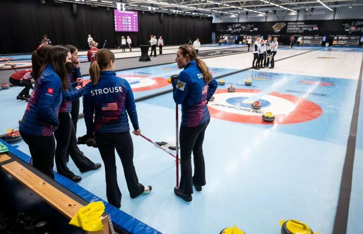 Dow's Delaney Strouse wins bronze at world junior event in Sweden