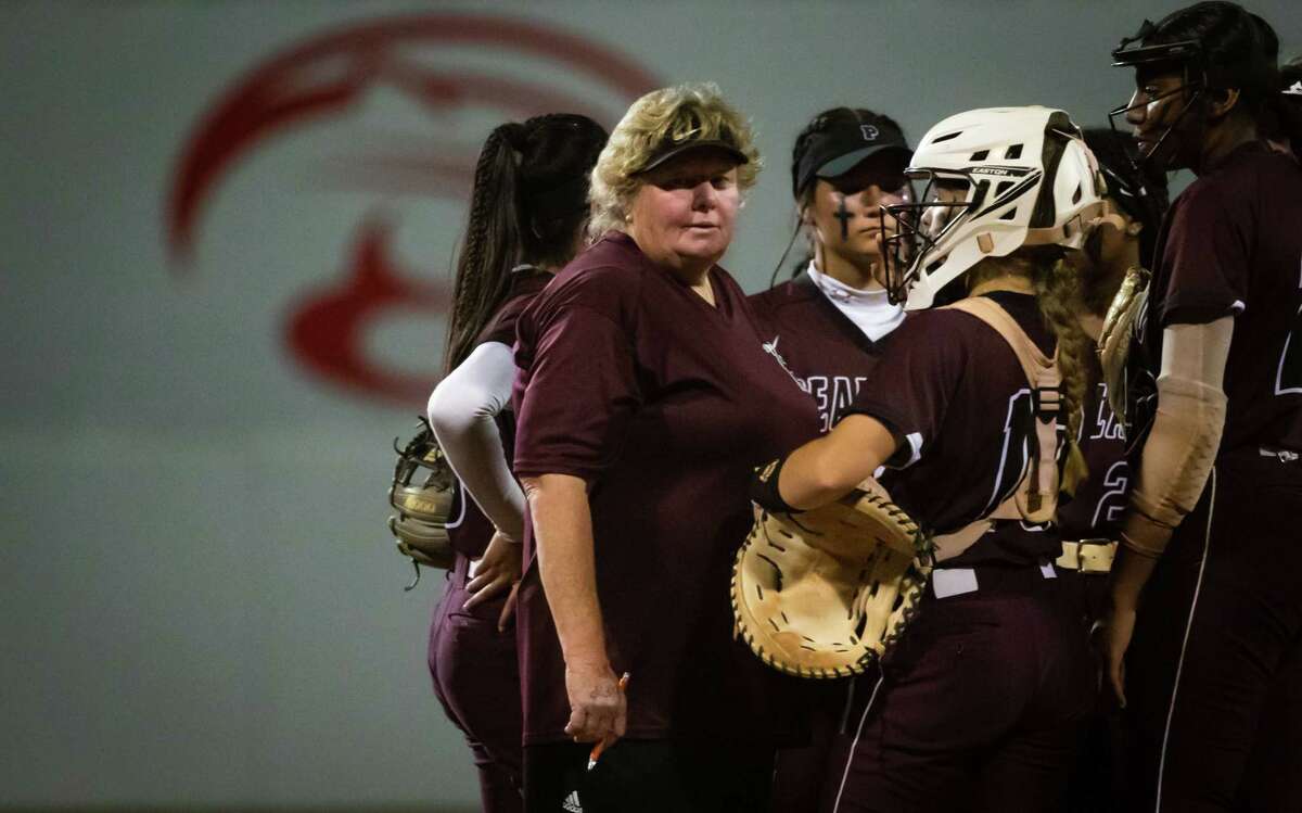 Deer Park softball sweeps Pearland in Region III-6A finals to punch ...