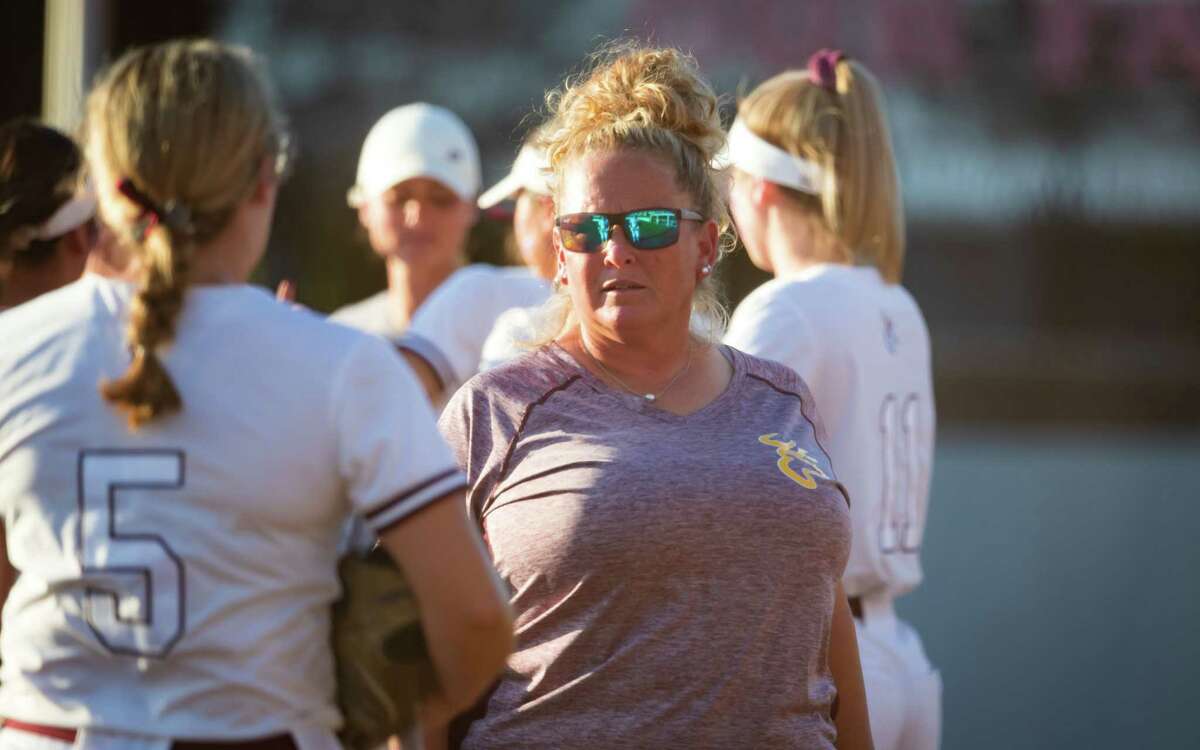 Deer Park softball sweeps Pearland in Region III-6A finals to punch ...