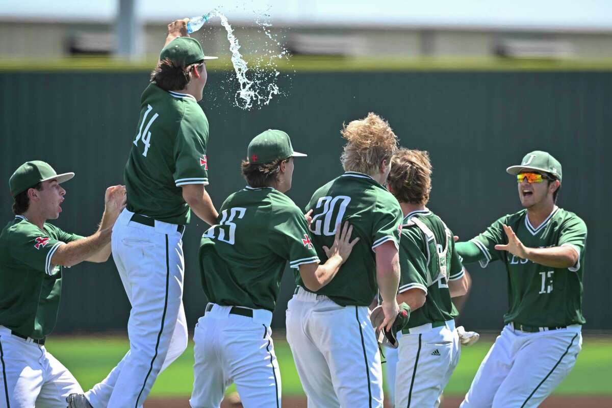 Strake Jesuit edges Katy to close tight Region III-6A semifinal series