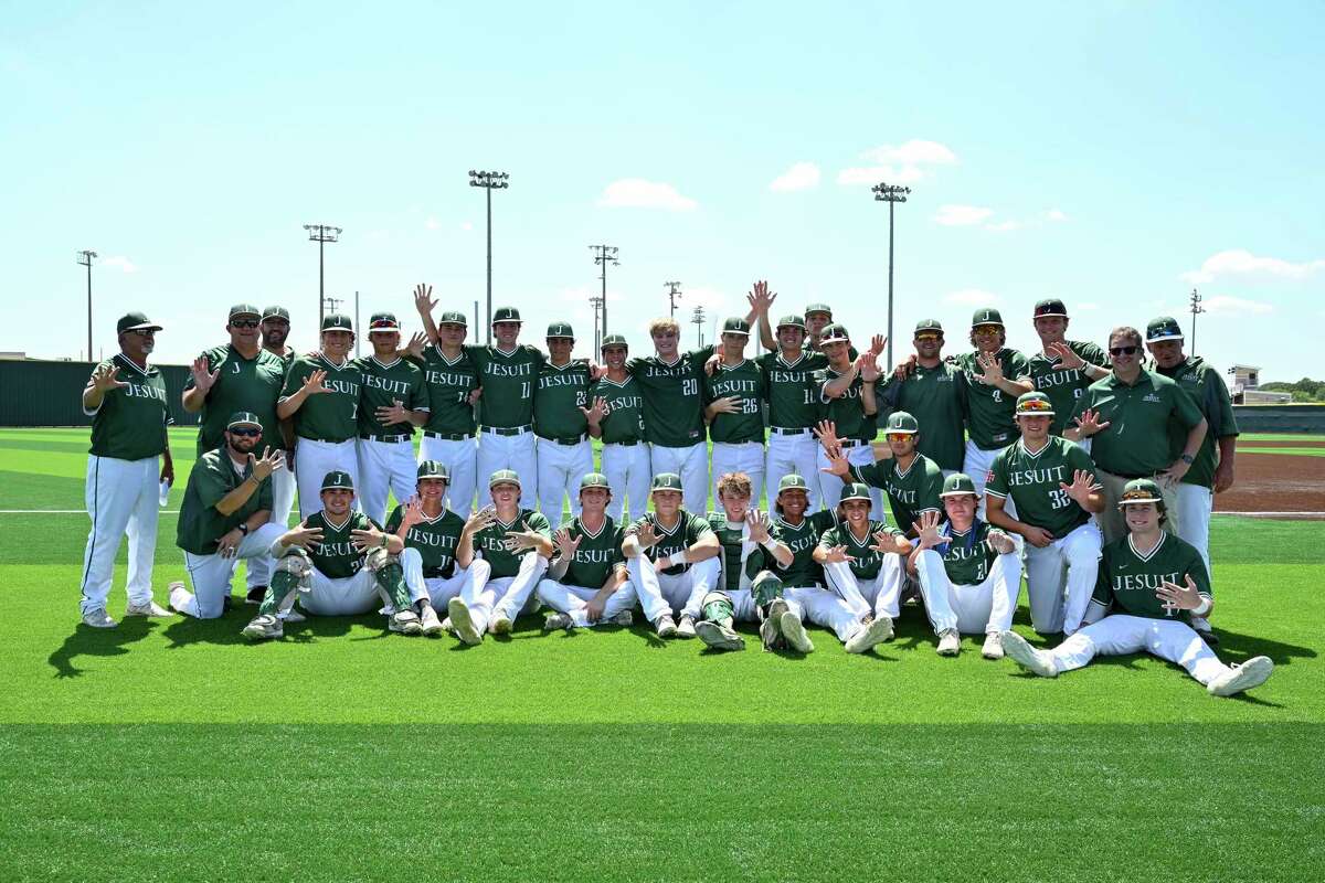 Strake Jesuit edges Katy to close tight Region III-6A semifinal series