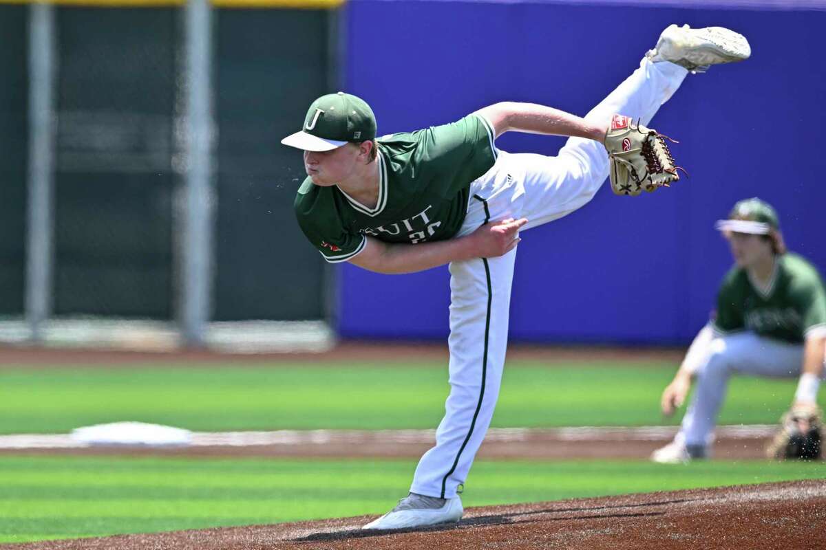 Strake Jesuit edges Katy to close tight Region III-6A semifinal series