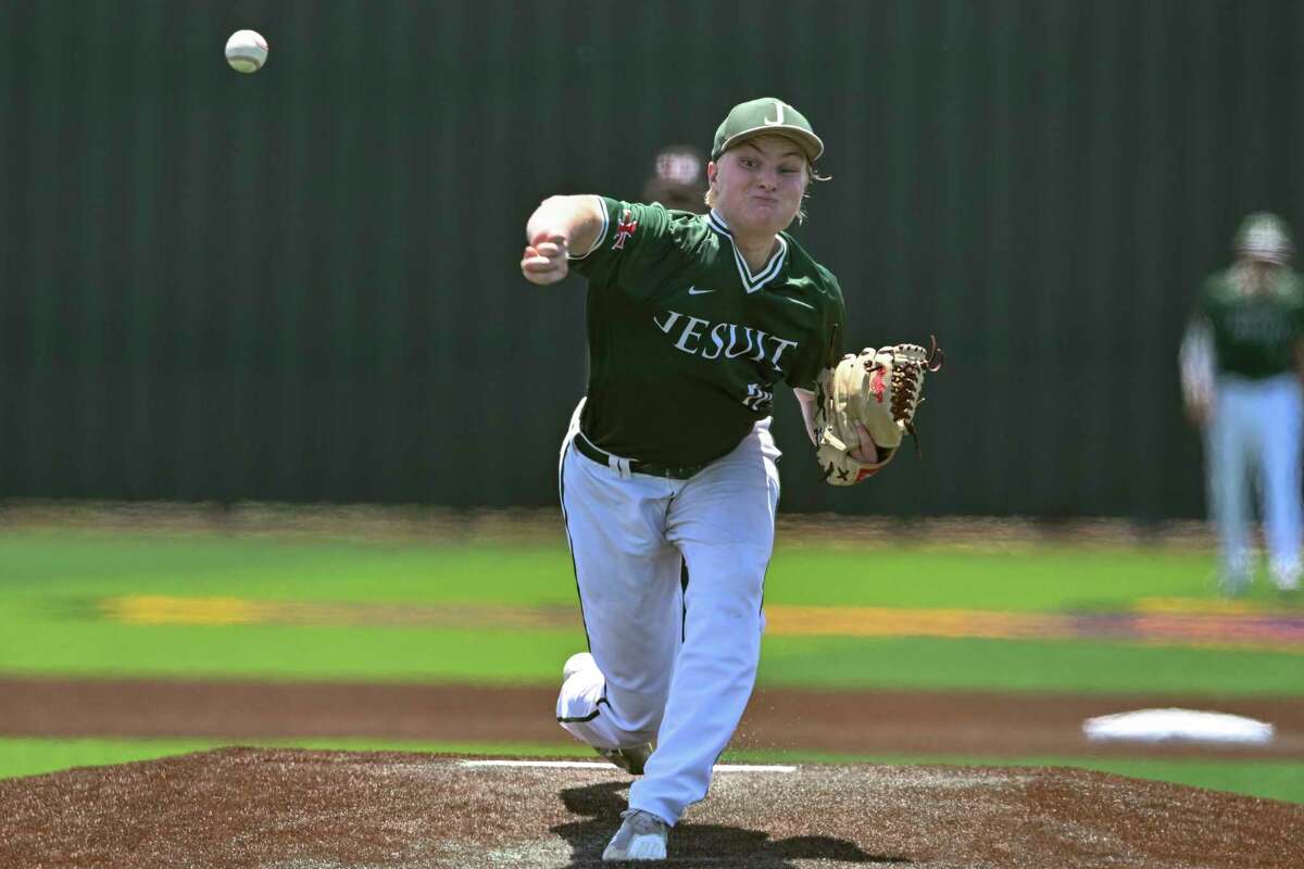 Strake Jesuit edges Katy to close tight Region III-6A semifinal series