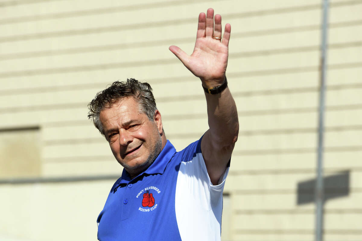 Ansonia football standout Dave Cassetti is Mayor Cassetti's son