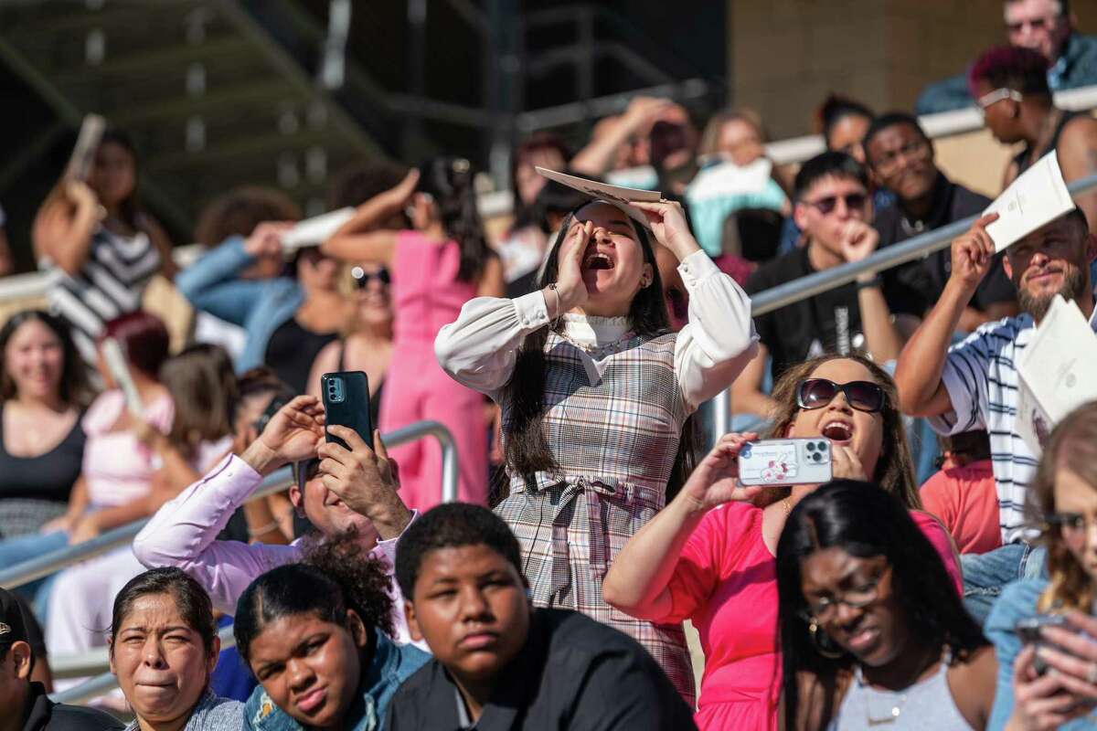 Over 2,000 Spring ISD students graduate at Planet Ford Stadium