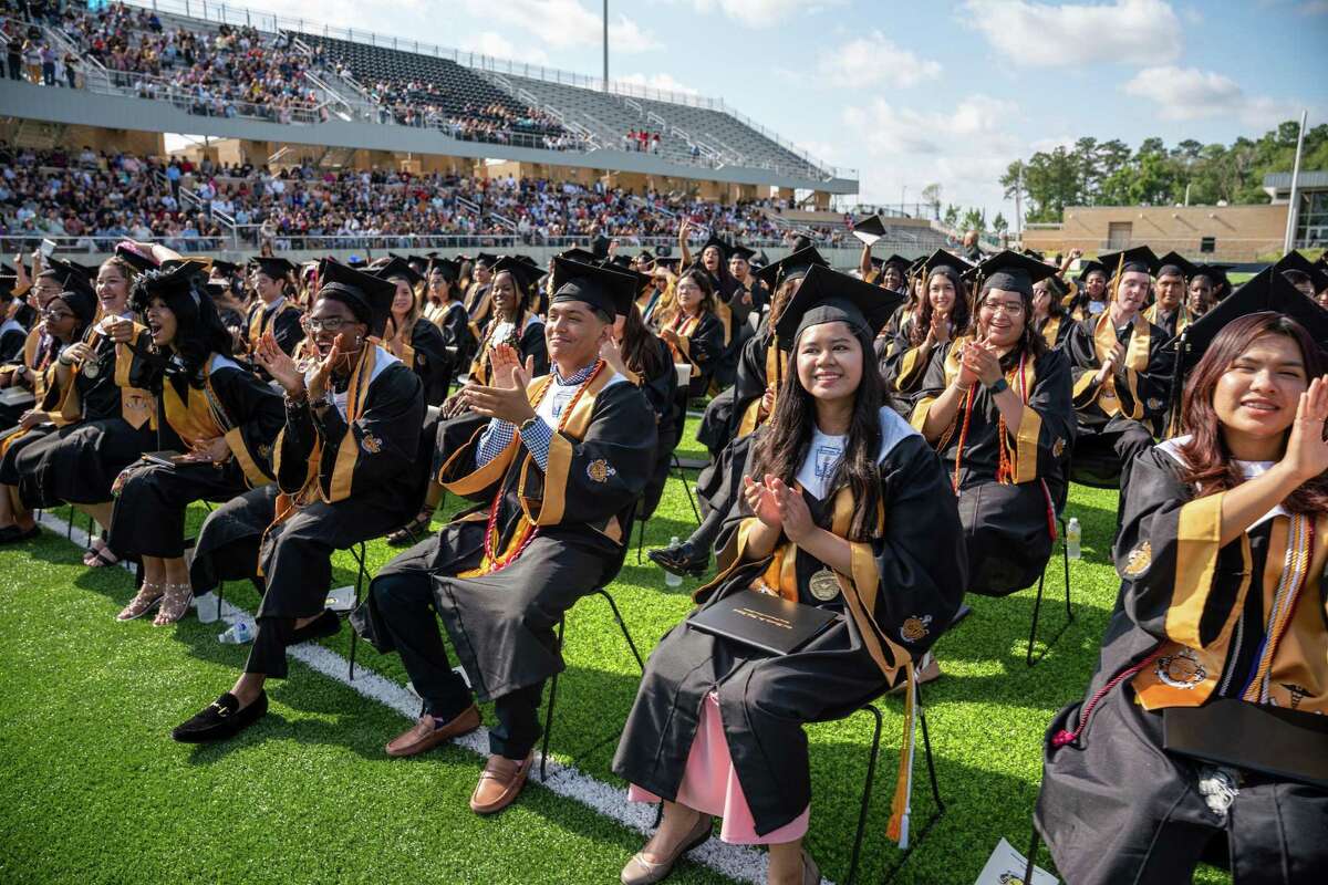 Over 2,000 Spring ISD students graduate at Planet Ford Stadium