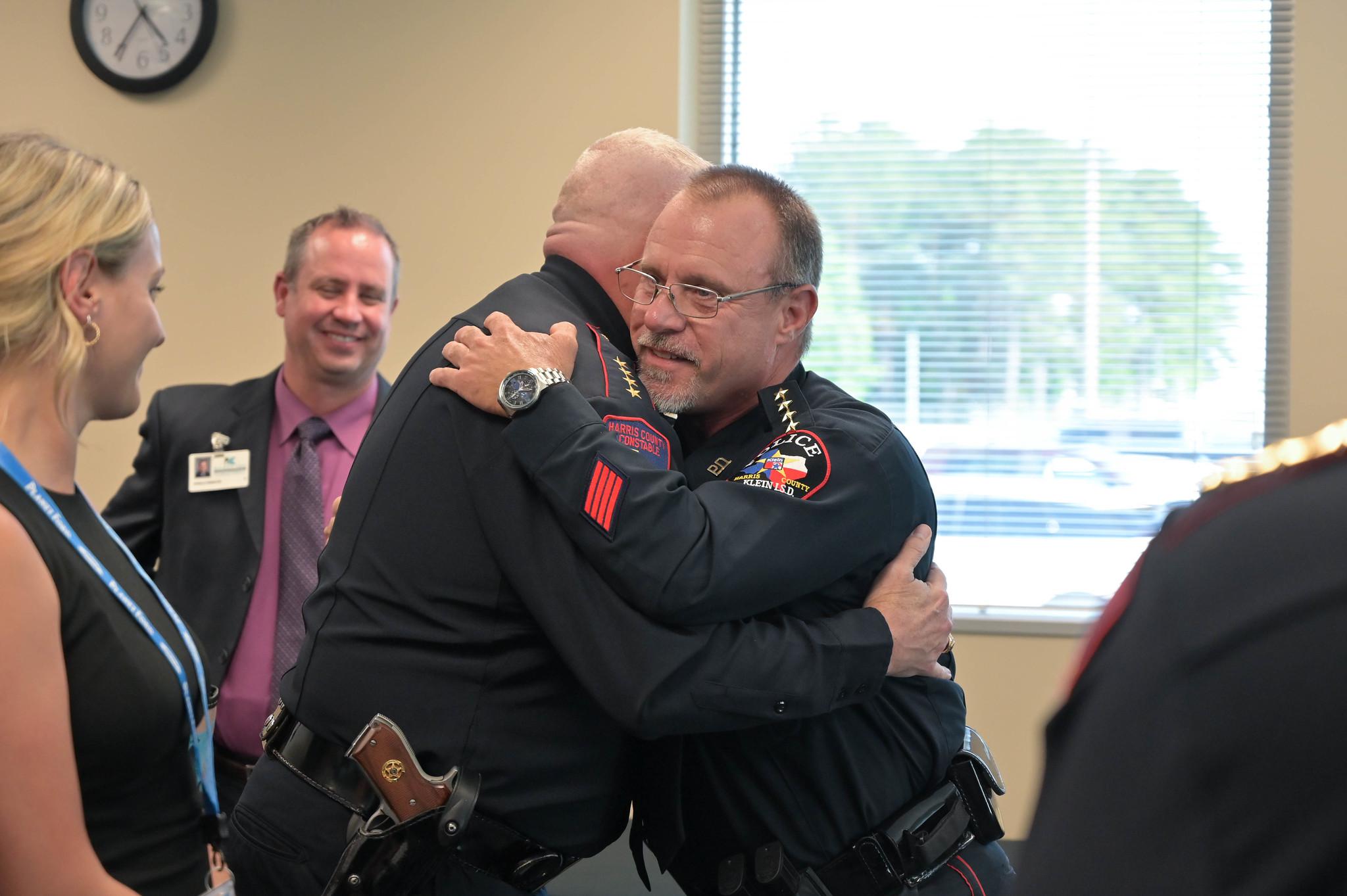 Community celebrates Klein ISD Police Chief David Kimberly ahead of ...