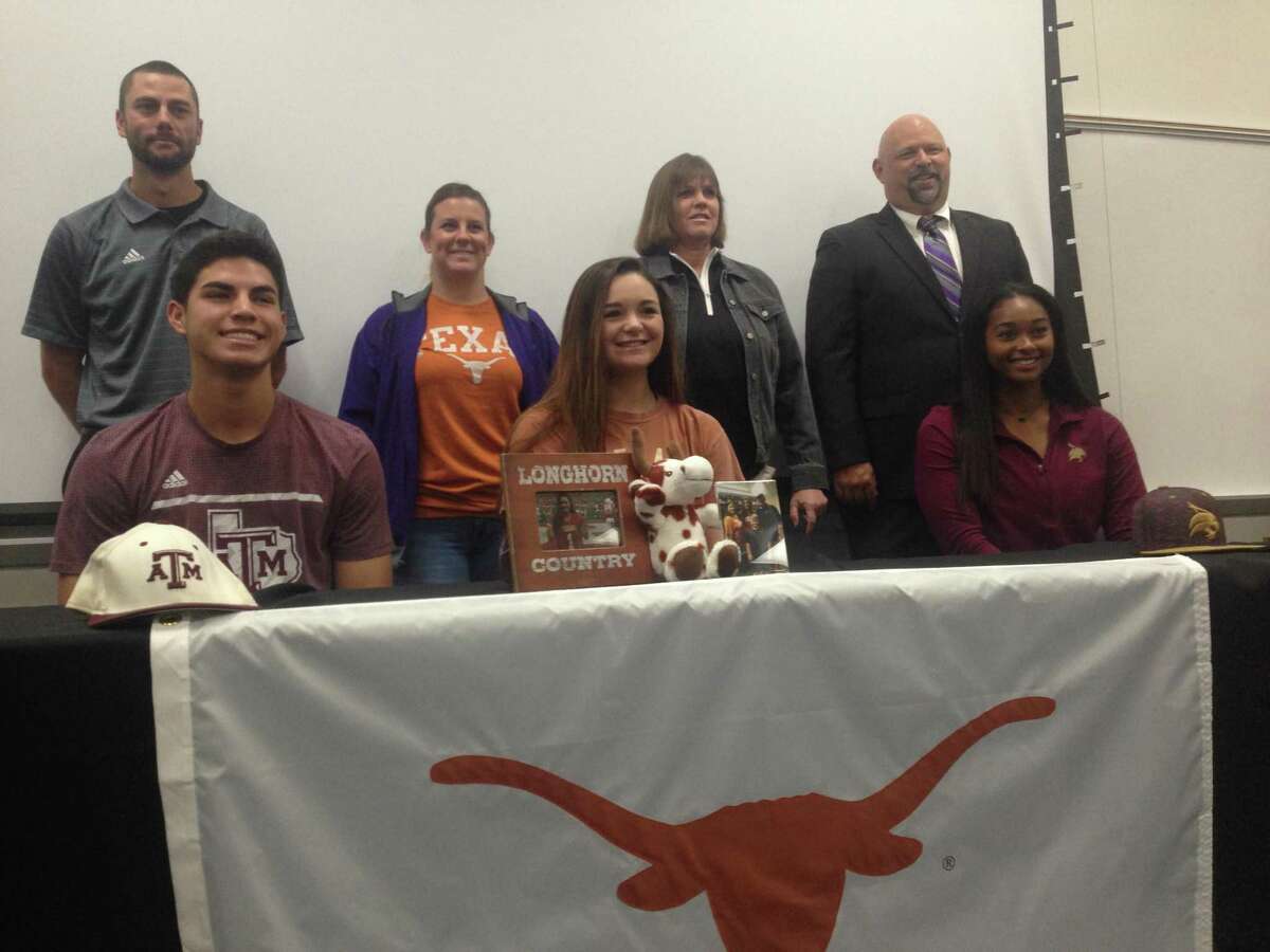 College World Series a lifelong dream for Willis alumna Parker