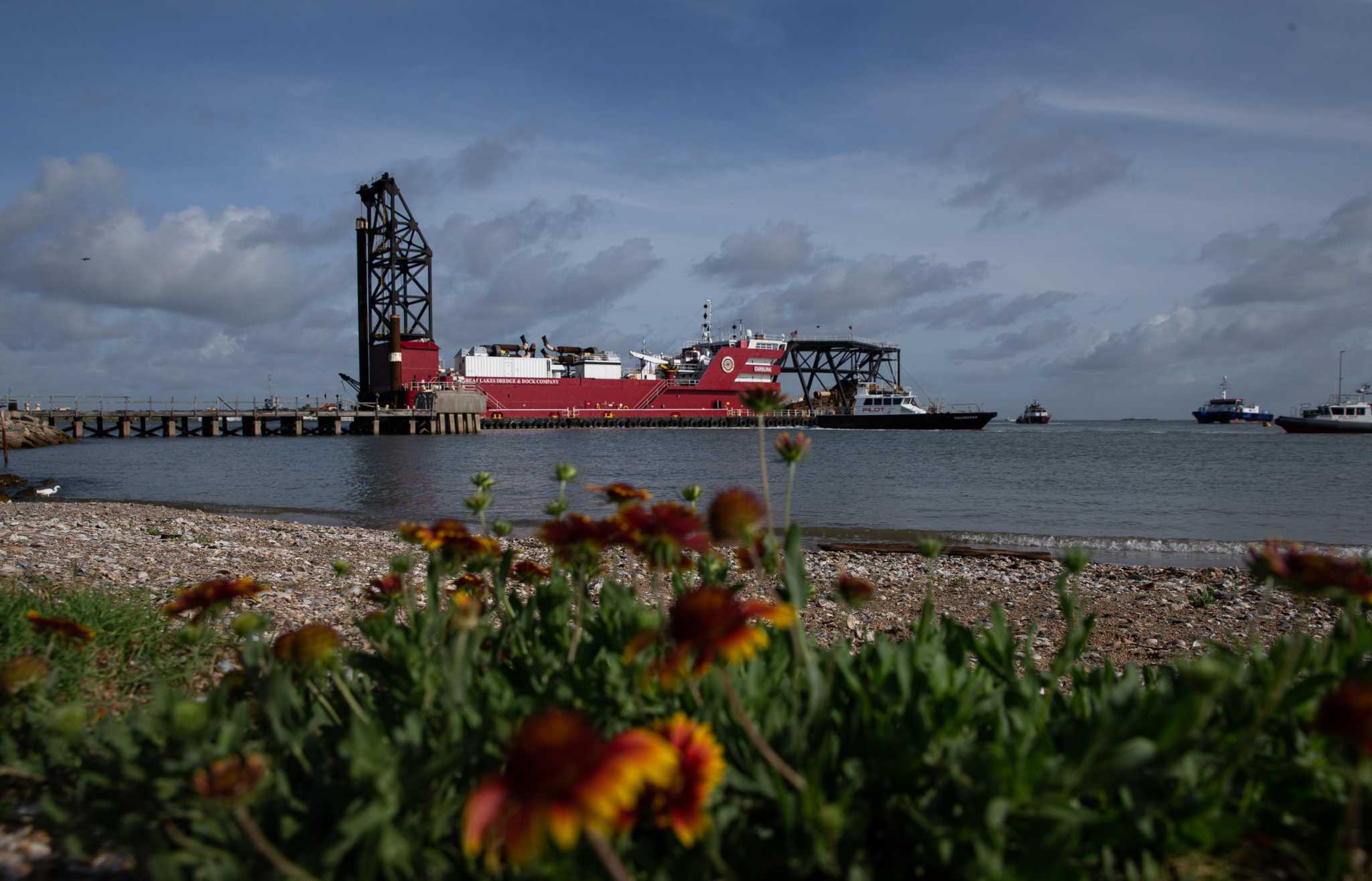 Houston Ship Channel $1 billion expansion to begin