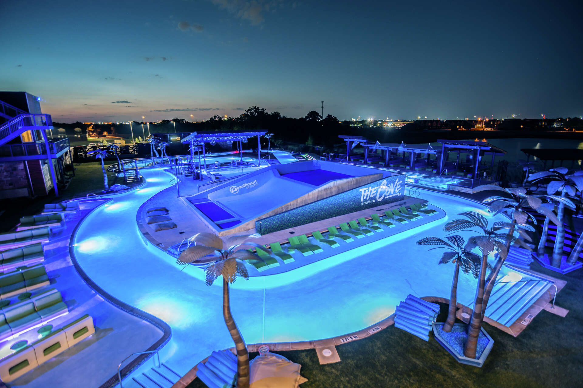 Texas adults-only waterpark features alcohol, a lazy river and more