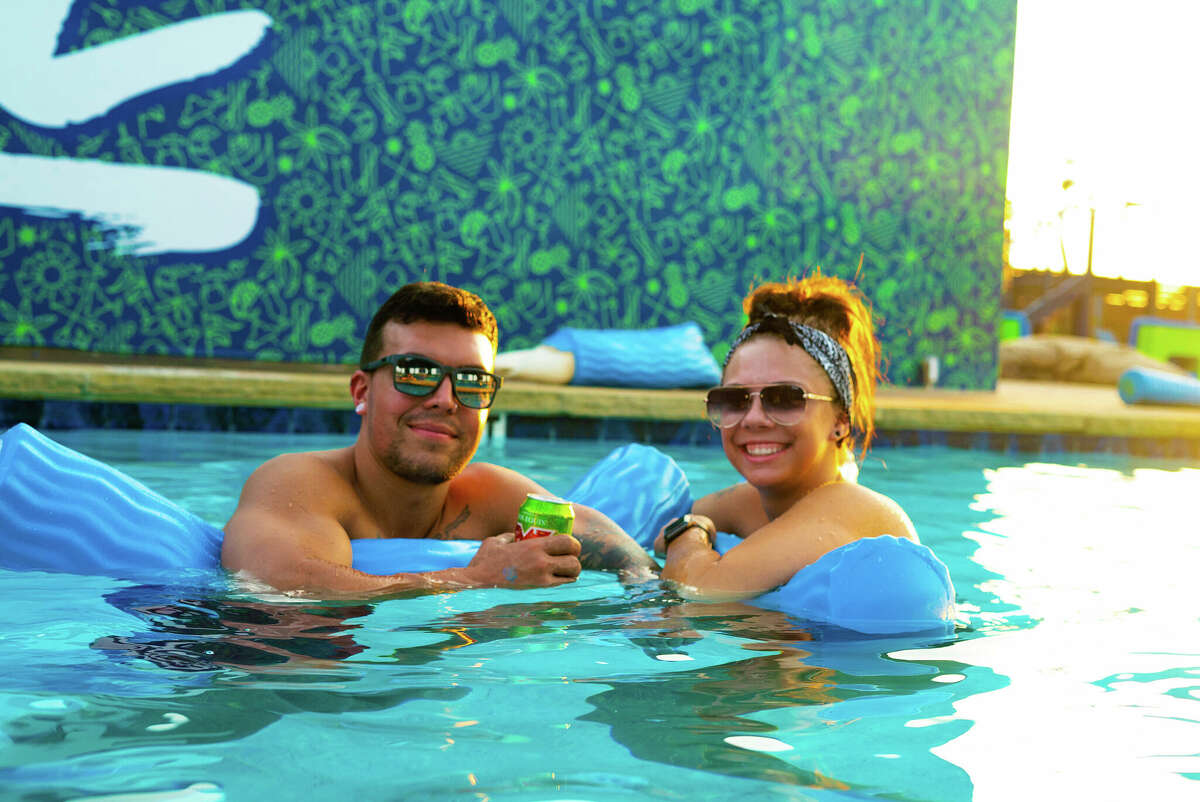Texas adults-only waterpark features alcohol, a lazy river and more