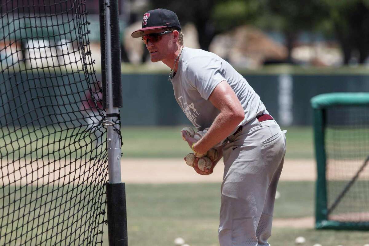 Trinity trio leads Tigers to D-III championship tournament