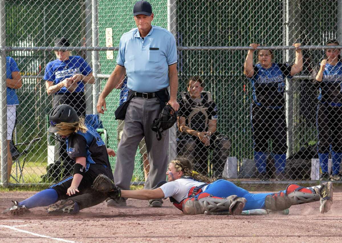 Ichabod Crane beats Peru to advance to Class B state softball quarterfinals
