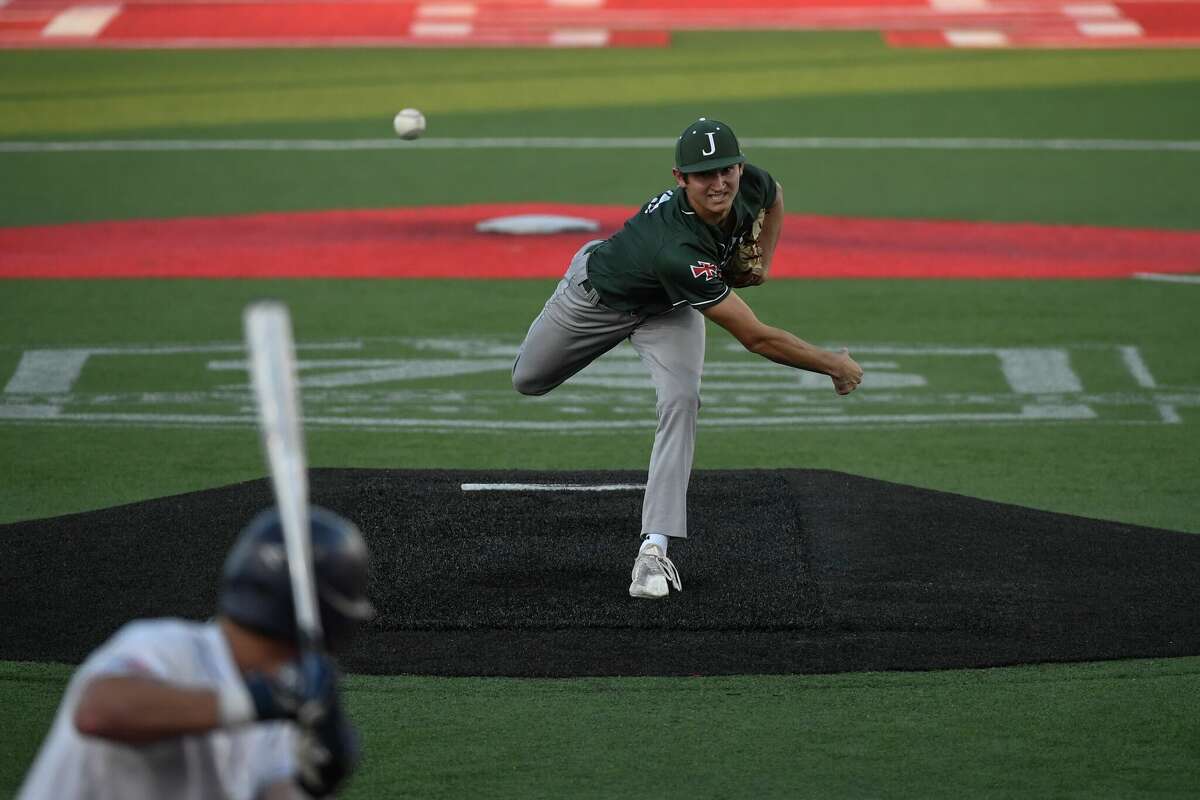 Ridge Point shuts out Strake Jesuit in Game 1 of region championship