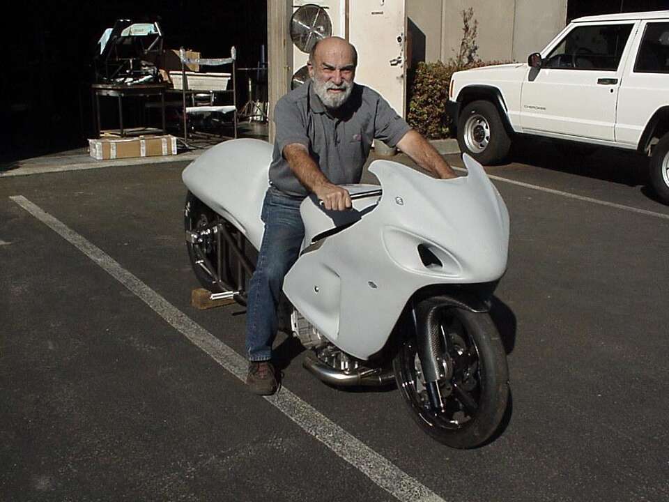 Sandy Kosman, S.F. designer who changed motorcycle drag racing forever ...