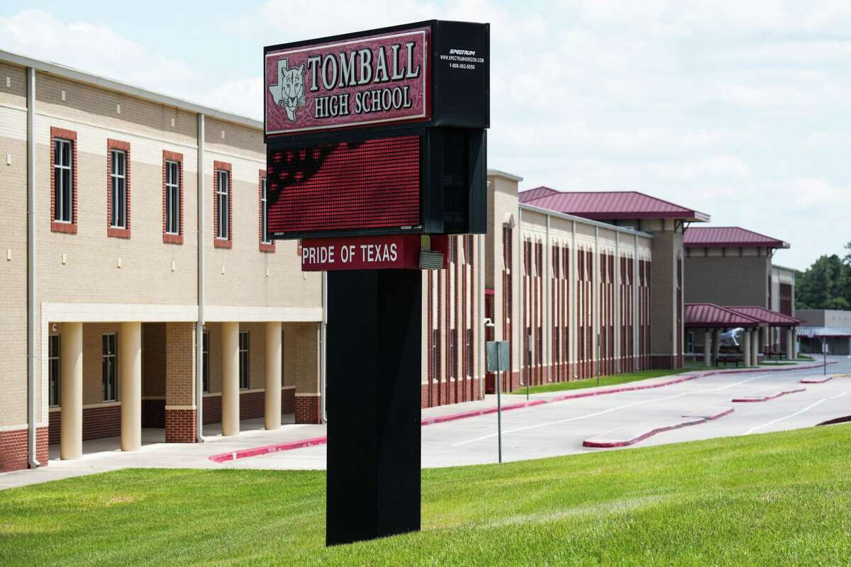 4 Tomball students, grandfather killed in an ambush by Texas inmate are ...