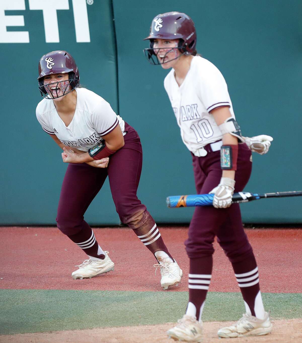 High school softball playoffs: Deer Park falls to Lake Ridge