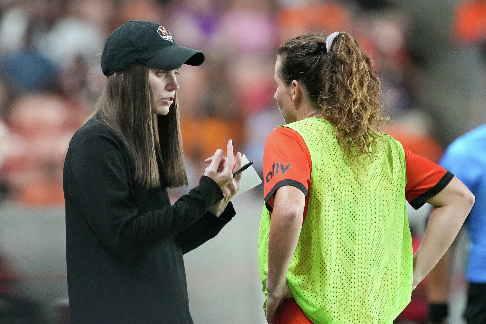 Houston Dash name Sarah Lowdon as interim coach
