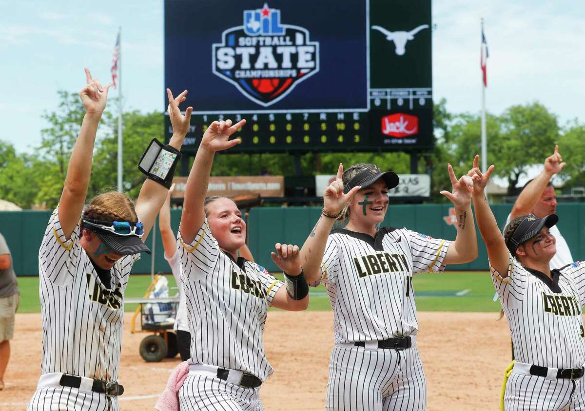 Liberty shuts out Sweeny to win second straight 4A UIL state softball title
