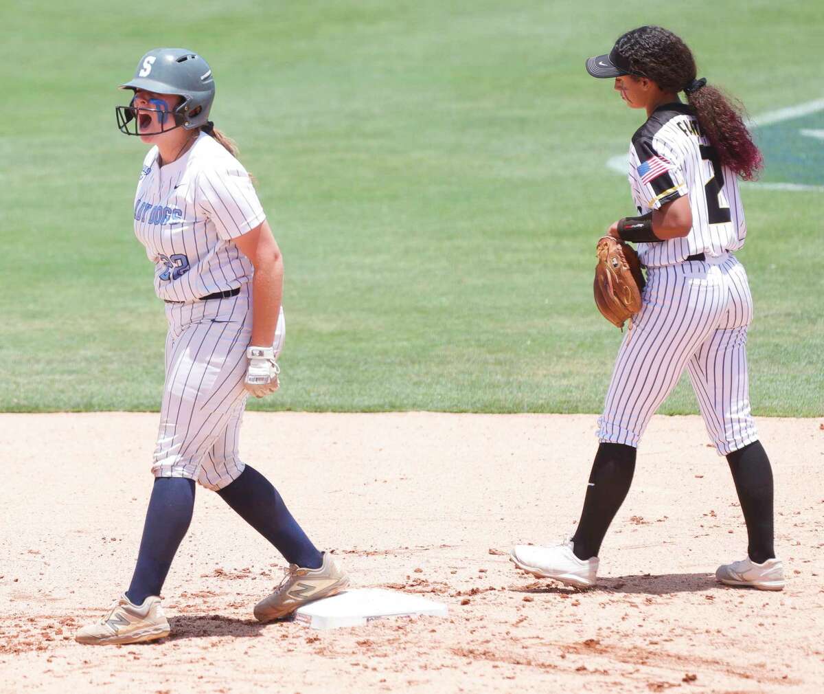 Liberty shuts out Sweeny to win second straight 4A UIL state softball title