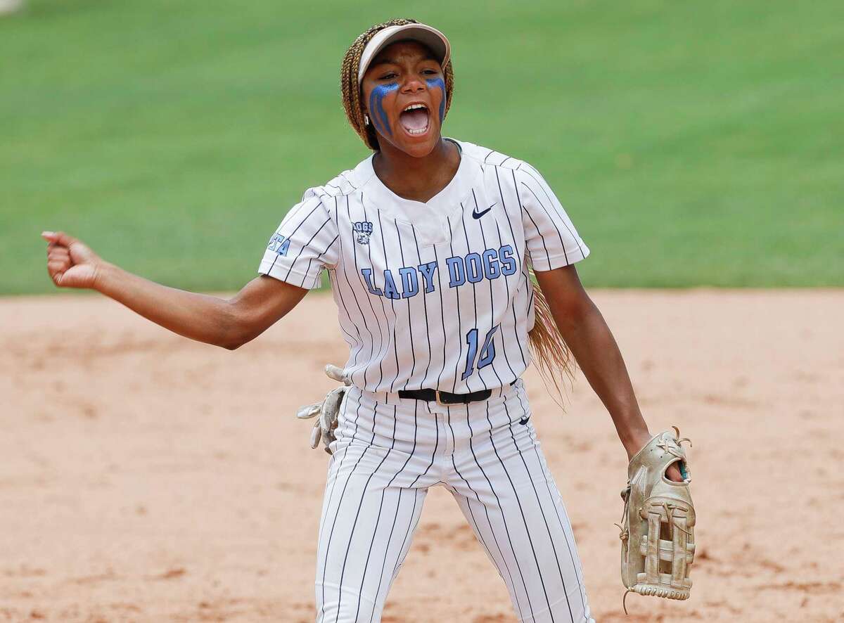 Liberty shuts out Sweeny to win second straight 4A UIL state softball title