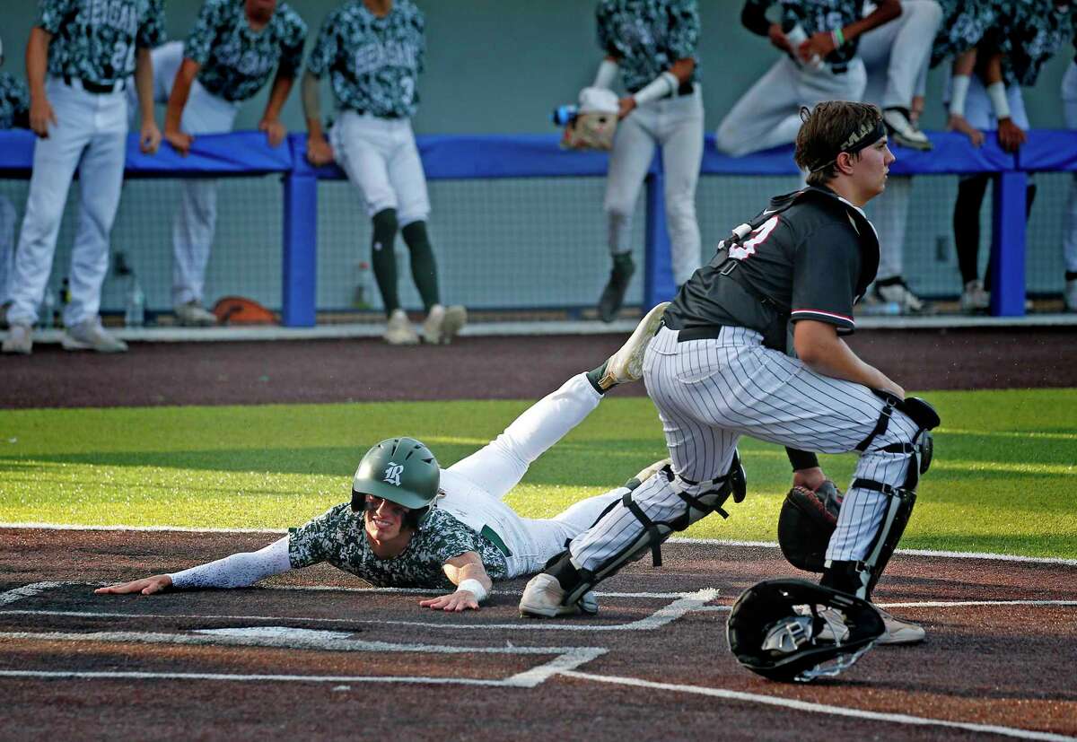 Baseball: Reagan takes down Lake Travis for state semifinal berth