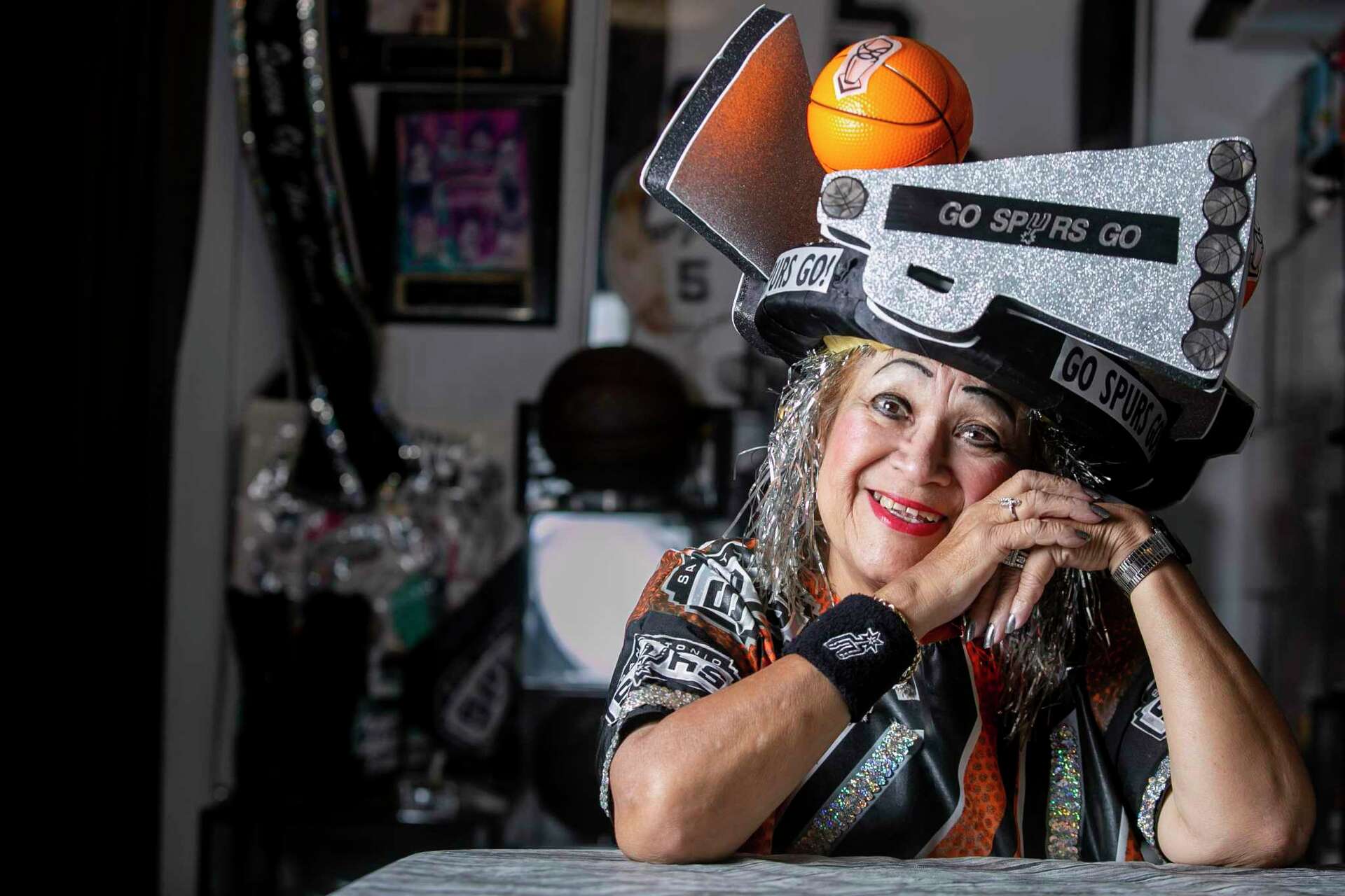 San Antonio mourns death of Sovia 'Spurs Lady' Lauriano