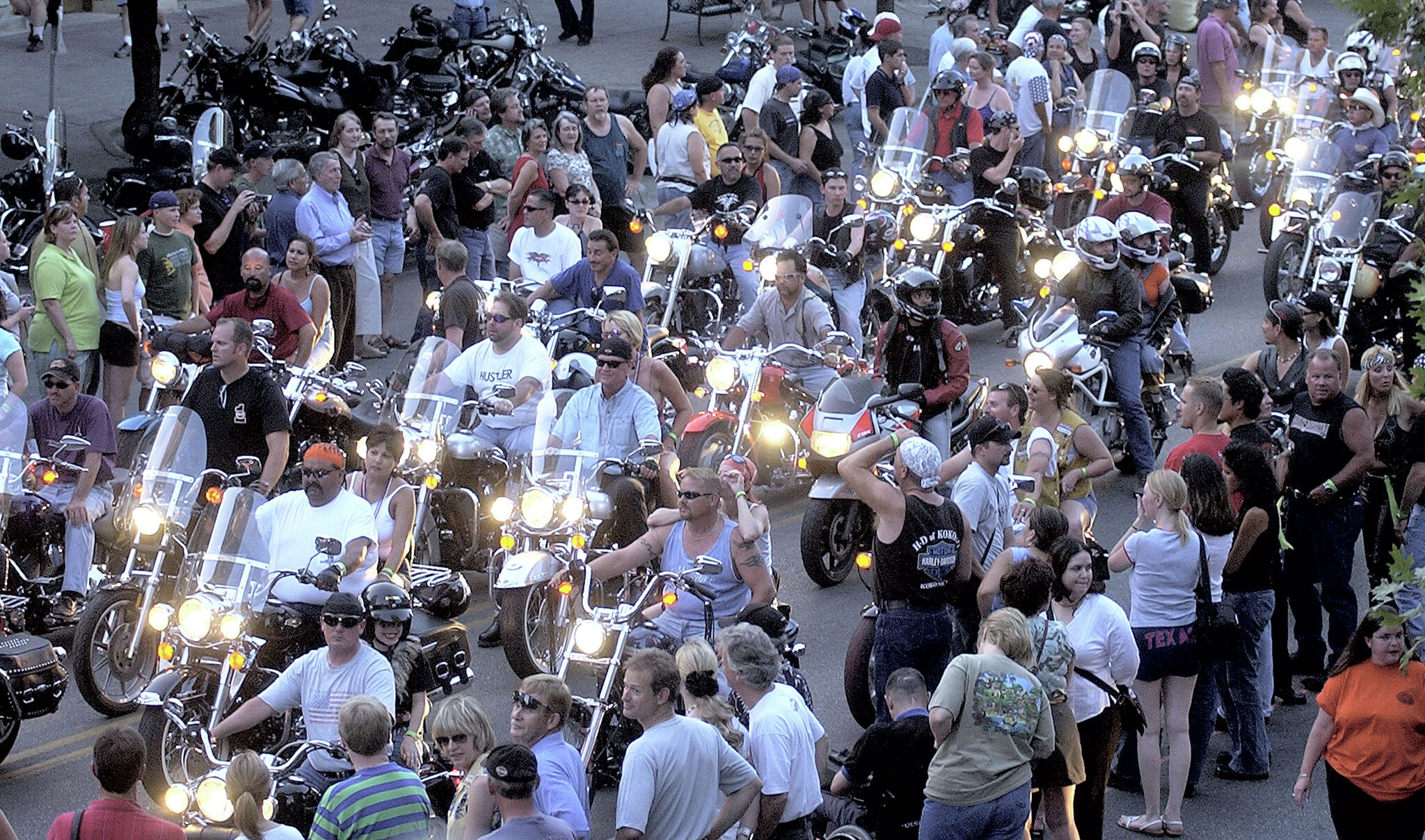 ROT Rally cruises out of Austin for Bastrop after 25 years