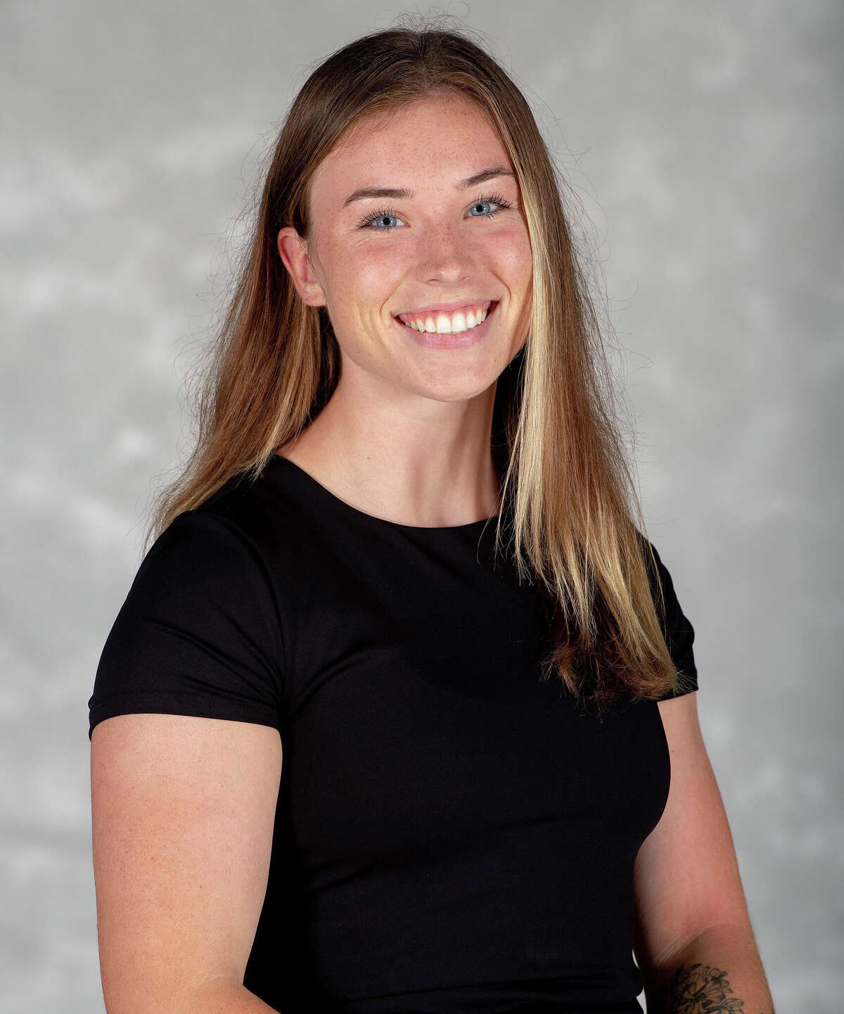 Phippen has another solid softball season for Marist