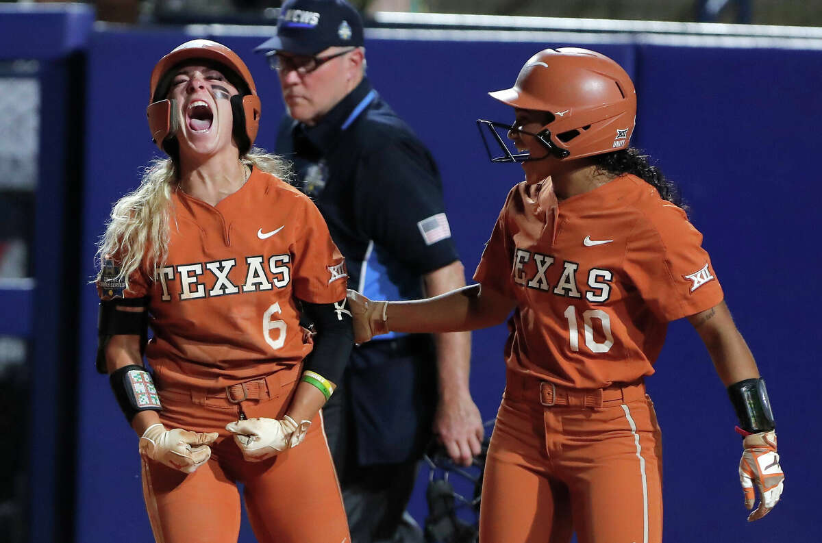 Women's College World Series: Texas punches ticket to finals